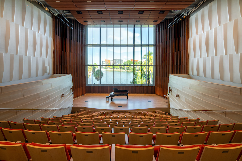Talk of the Town: Knight Center, Banned Books, and More
