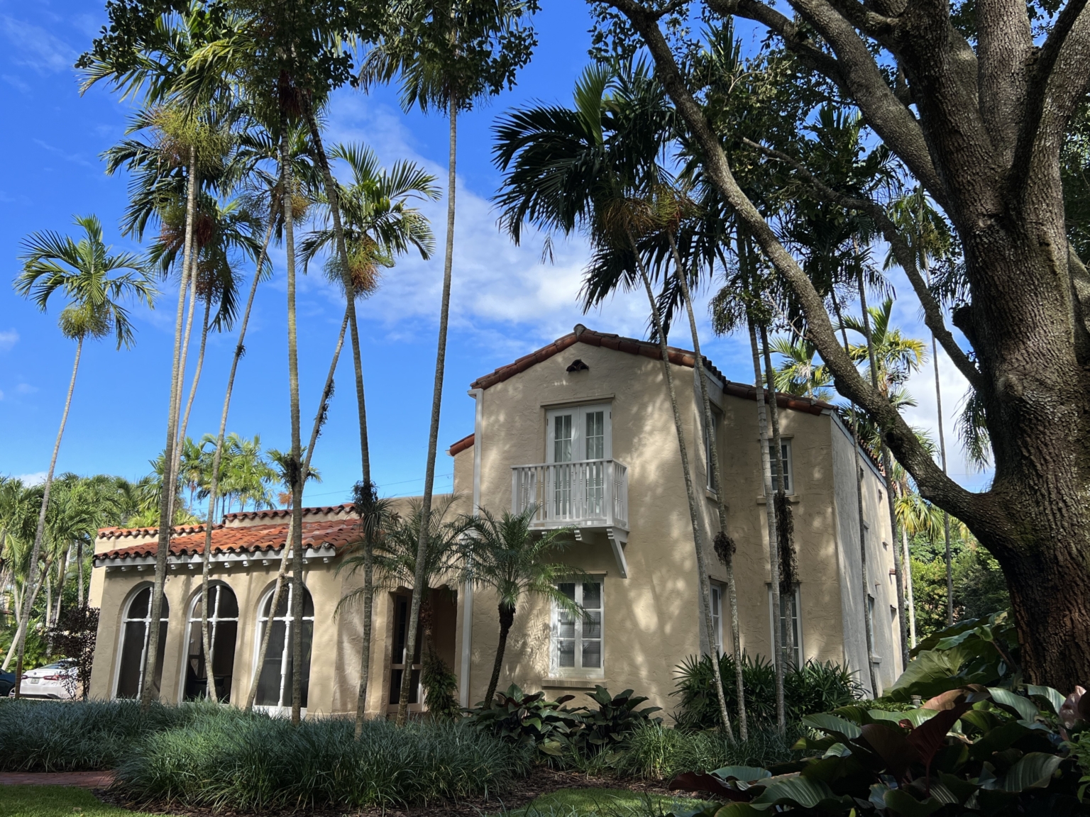 Historic Homes: 100 Years of History - Coral Gables Magazine