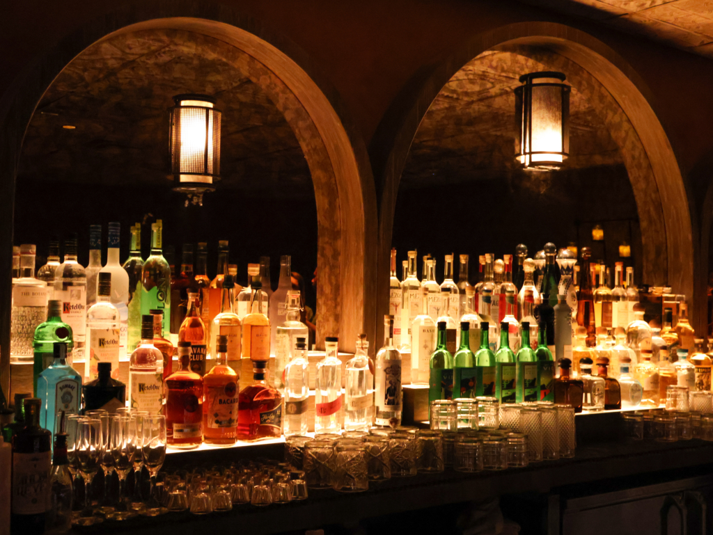 New Restaurants: Handheld - Coral Gables Magazine